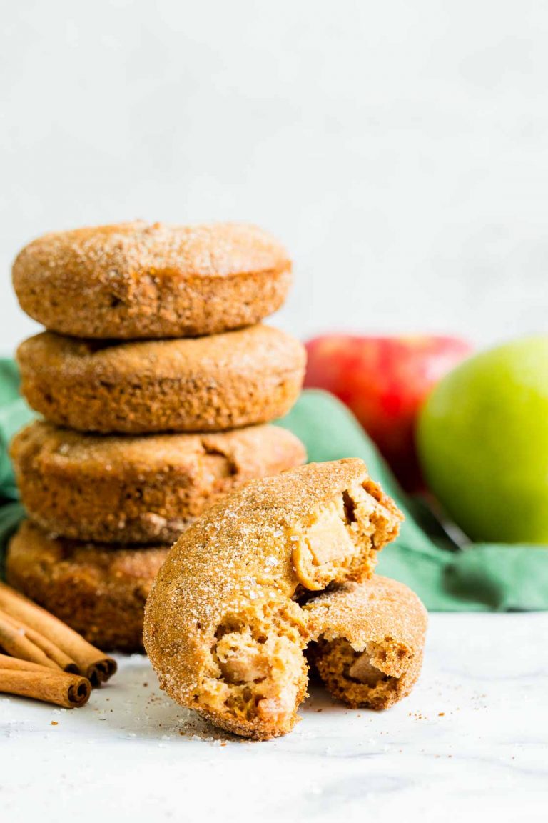 Apple Cinnamon Donuts | Its Yummi