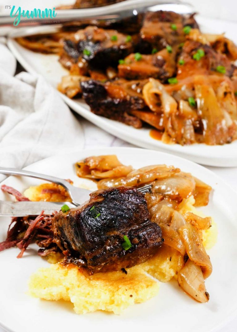 Slow Cooker Beer Braised Short Ribs Recipe | Easy Recipes by ItsYummi.com